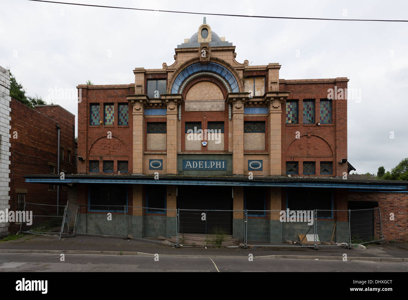 The former Adelphi Cinema buildings in Vicarage Road, Sheffield Stock ...