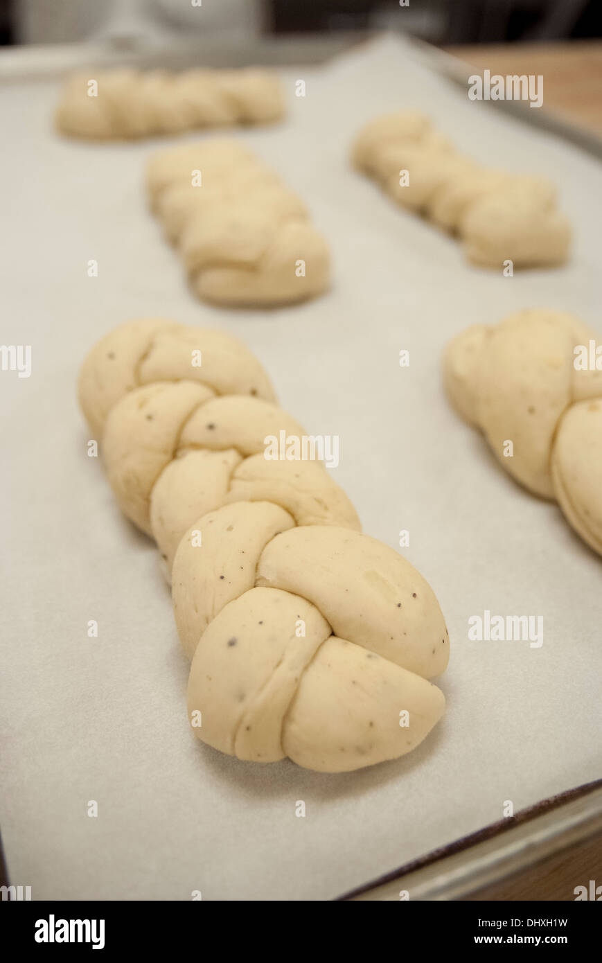 Plait bread hi-res stock photography and images - Alamy