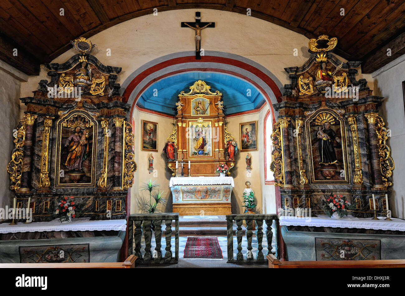 Altar raum hi-res stock photography and images - Alamy