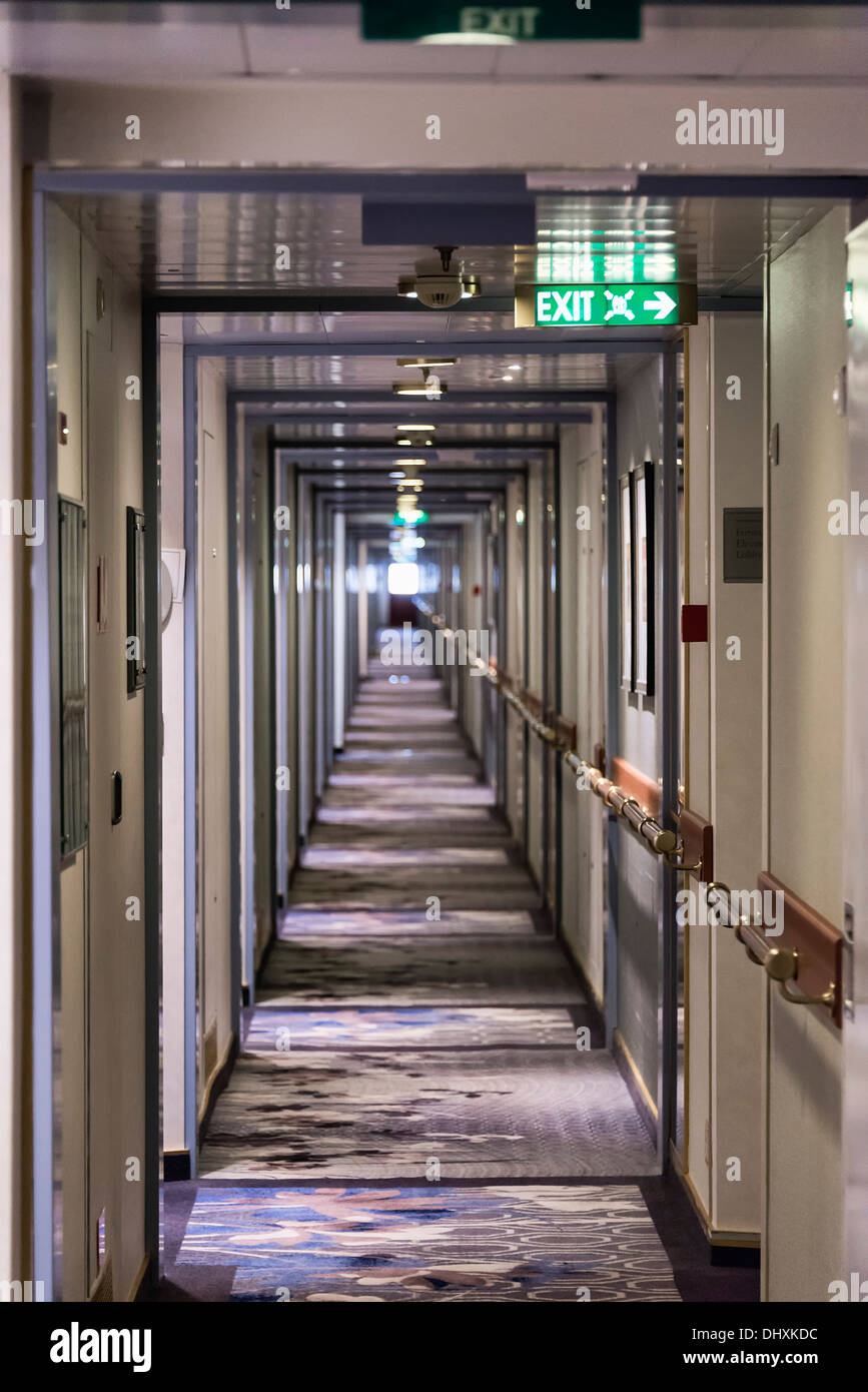 Cruise Ship Interior Stock Photos & Cruise Ship Interior Stock Images ...