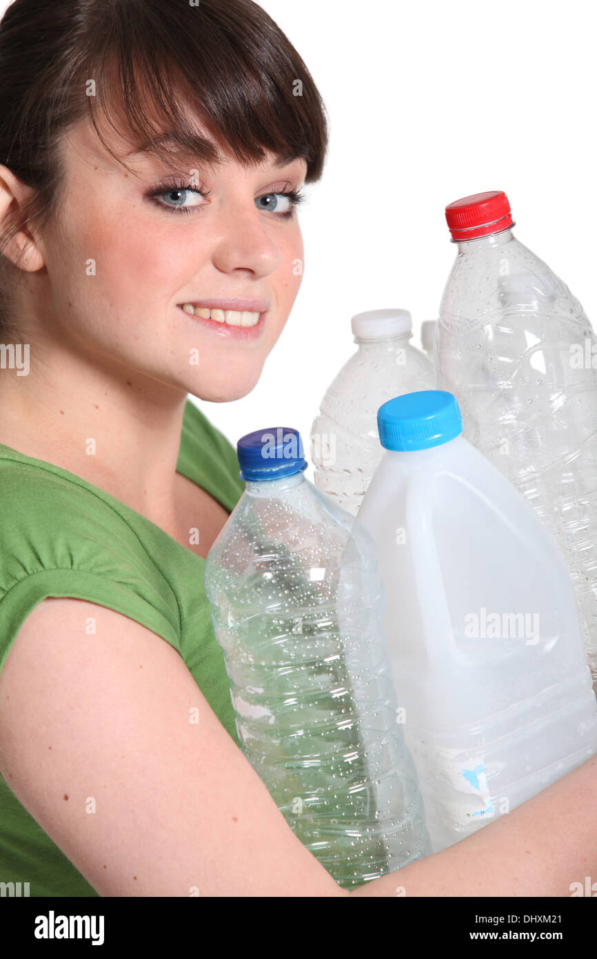 Taking out rubbish woman hi-res stock photography and images - Alamy