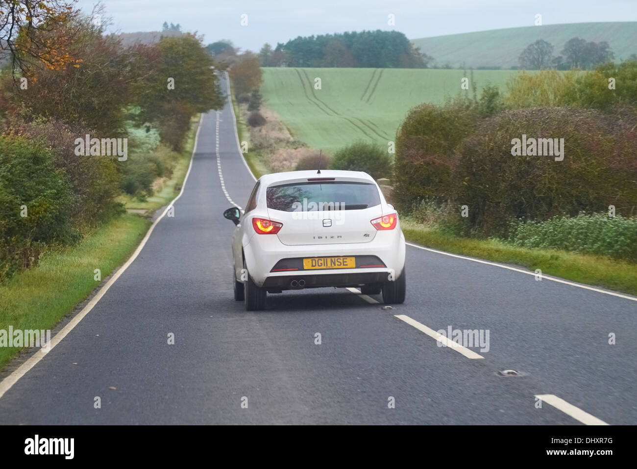 Car overtaking hi-res stock photography and images - Alamy