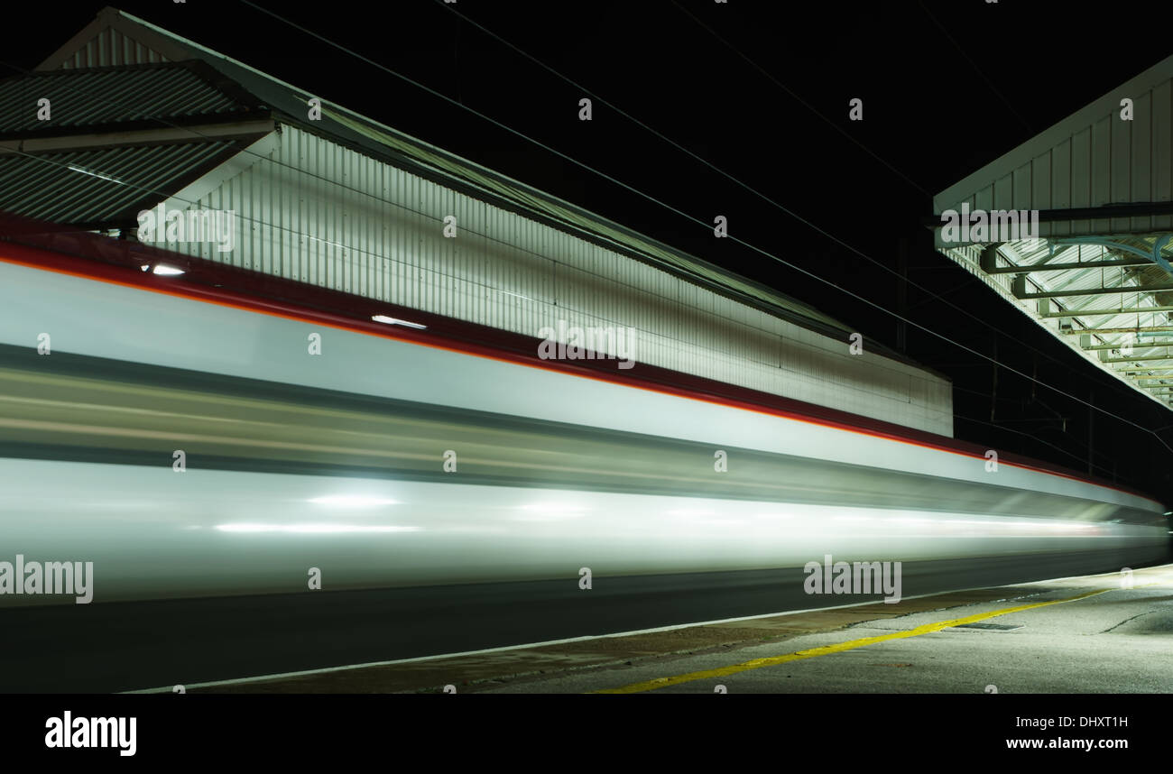 Speed express hi-res stock photography and images - Alamy