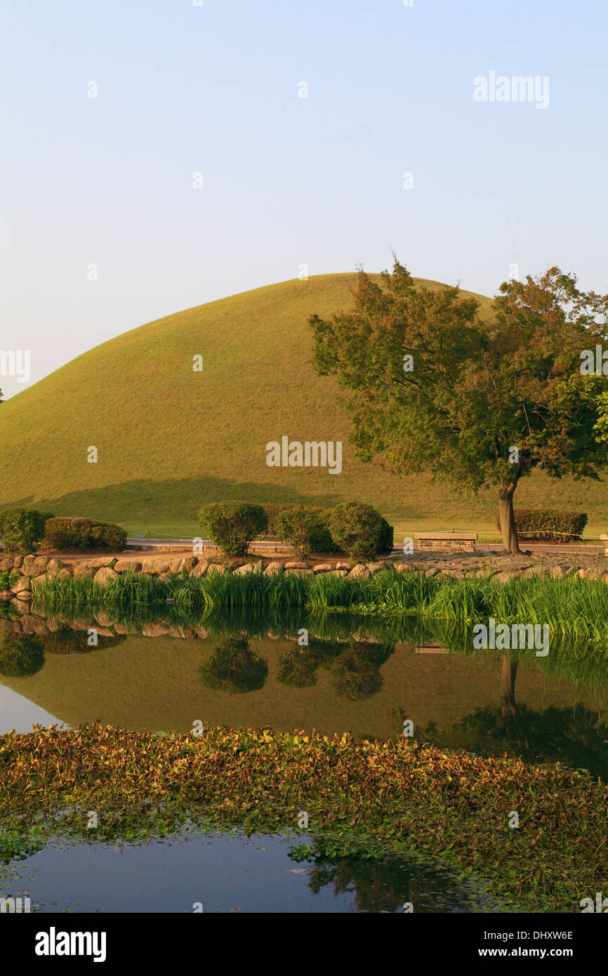 South Korea, Gyeongju, Tumuli Park, Royal Tombs Stock Photo - Alamy