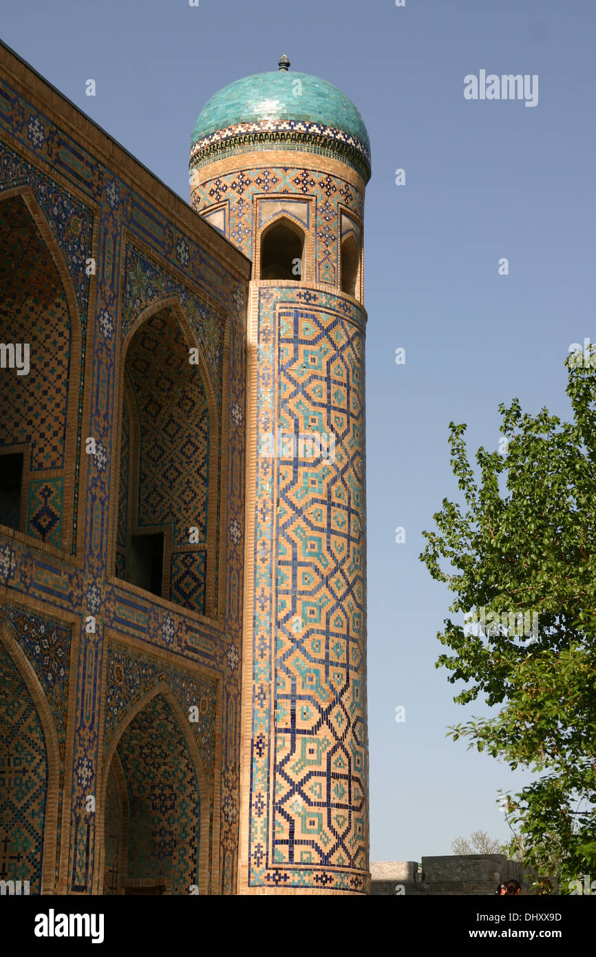 Kalyan Mosque (Maedjid-i kalyan) In Bukhara, Uzbekistan Stock Photo - Alamy