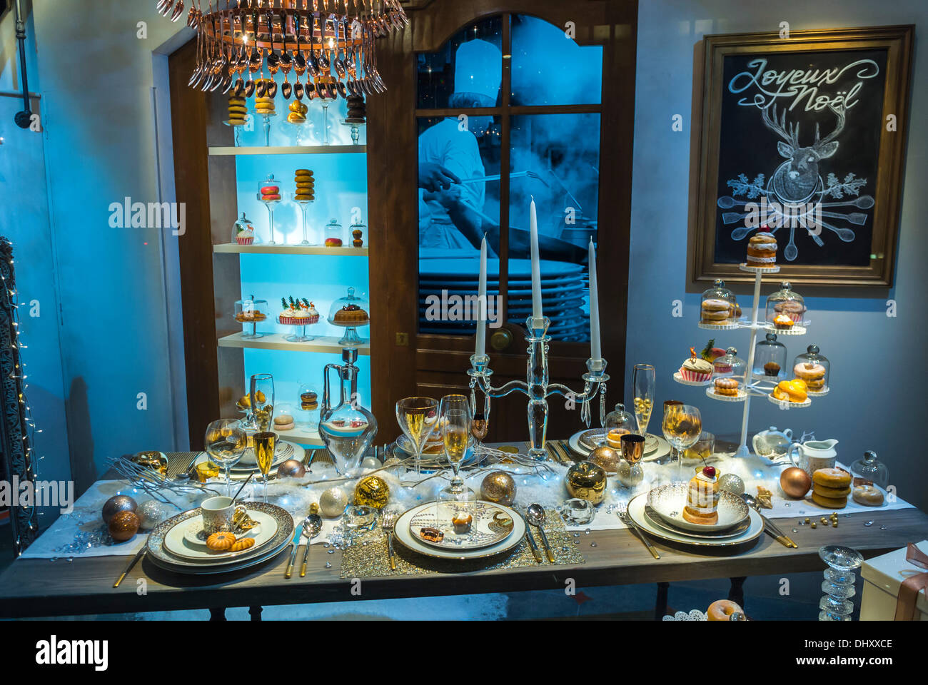 Paris, France, French Department Store, Shopping, Christmas Decorations ...