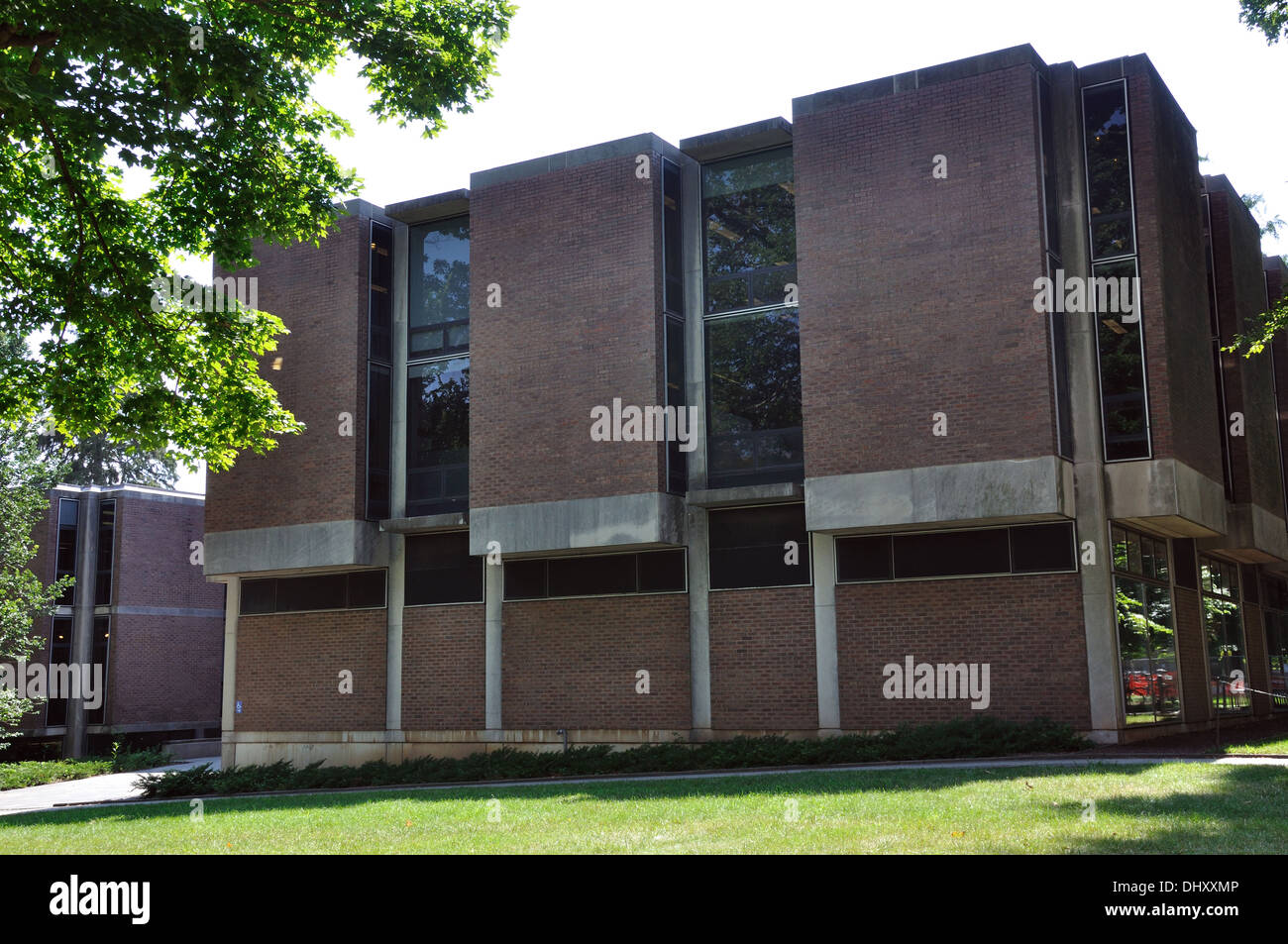 Princeton campus buildings hi-res stock photography and images - Alamy