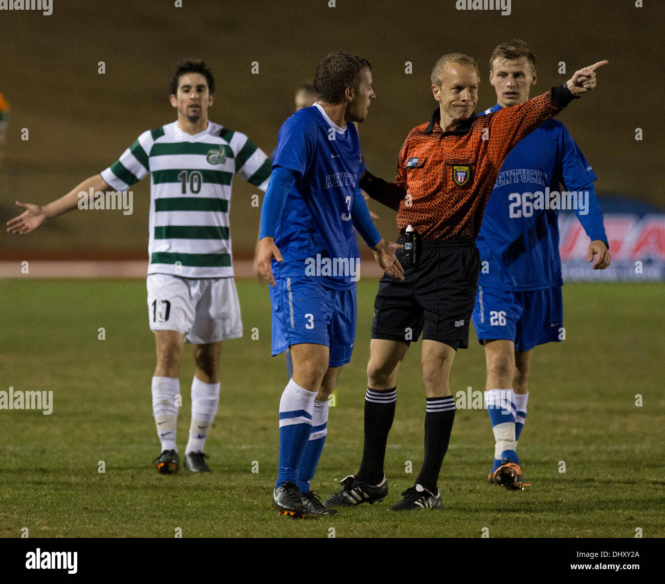 Charlotte, North Carolina, USA. 15th Nov, 2013. Kentucky Defender ...