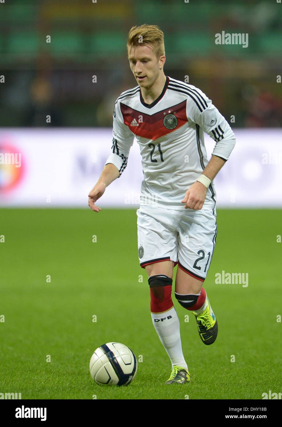 Milan, Italy. 15th Nov, 2013. Germany's Marco Reus runs with the ball ...