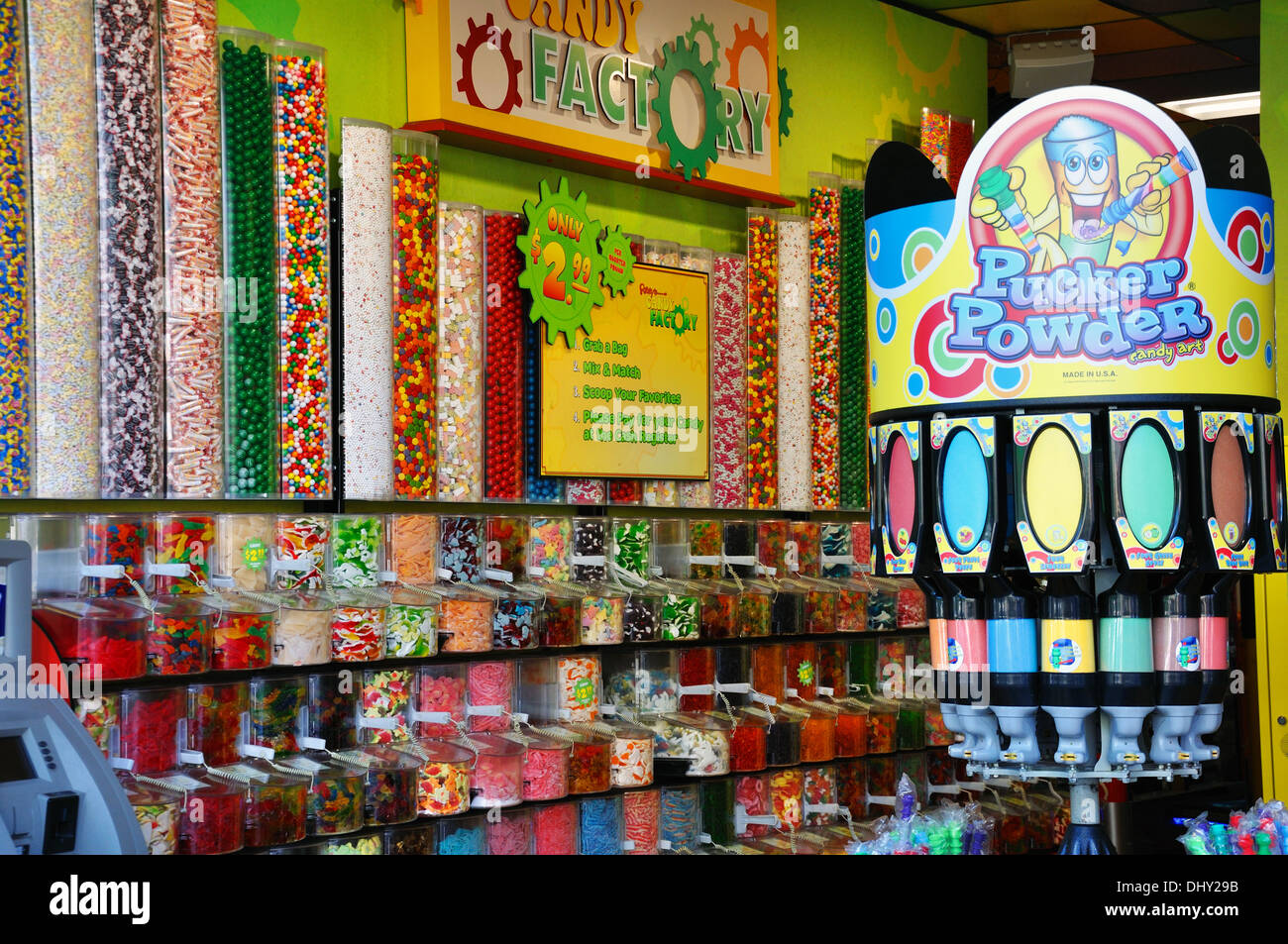 Candy store, Gatlinburg, Tennessee, USA Stock Photo - Alamy