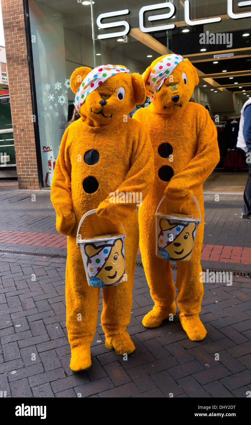 Bbc children in need pudsey hi-res stock photography and images - Alamy