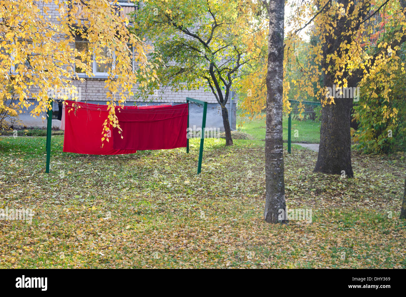 Trunk red cloth hi-res stock photography and images - Alamy