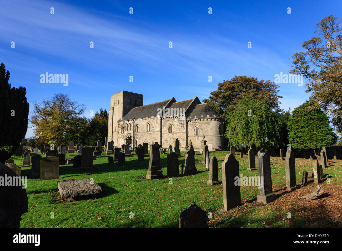 St cuthberts parish church dalmeny hi-res stock photography and images ...