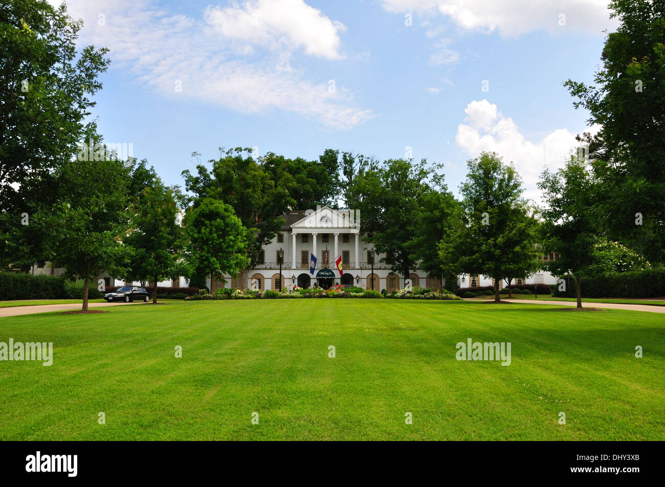 Williamsburg inn resort hotel hi-res stock photography and images - Alamy