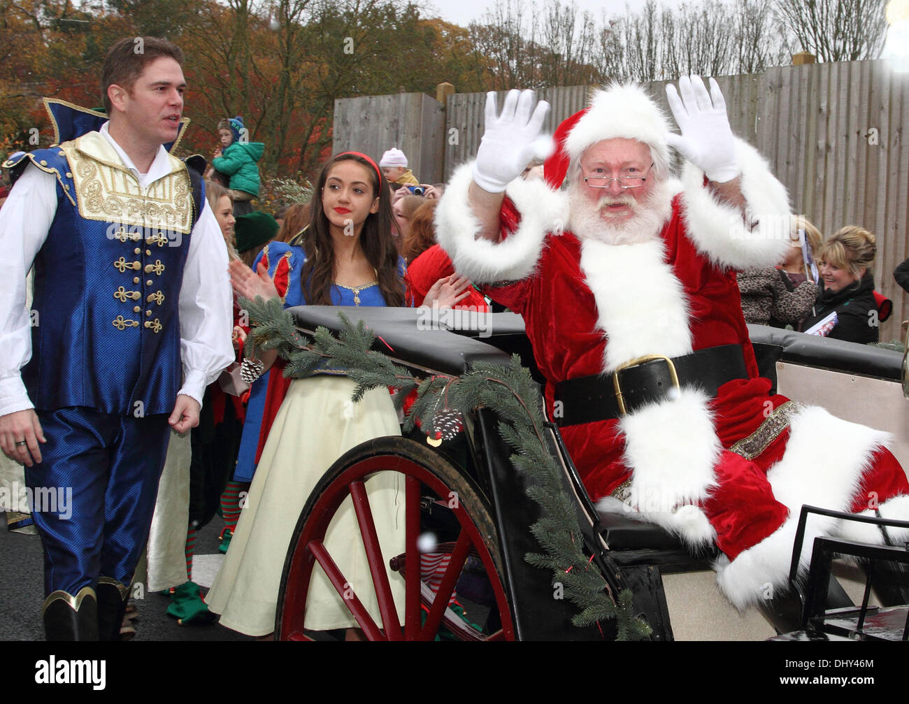Theatre christmas pantomime children hi-res stock photography and ...