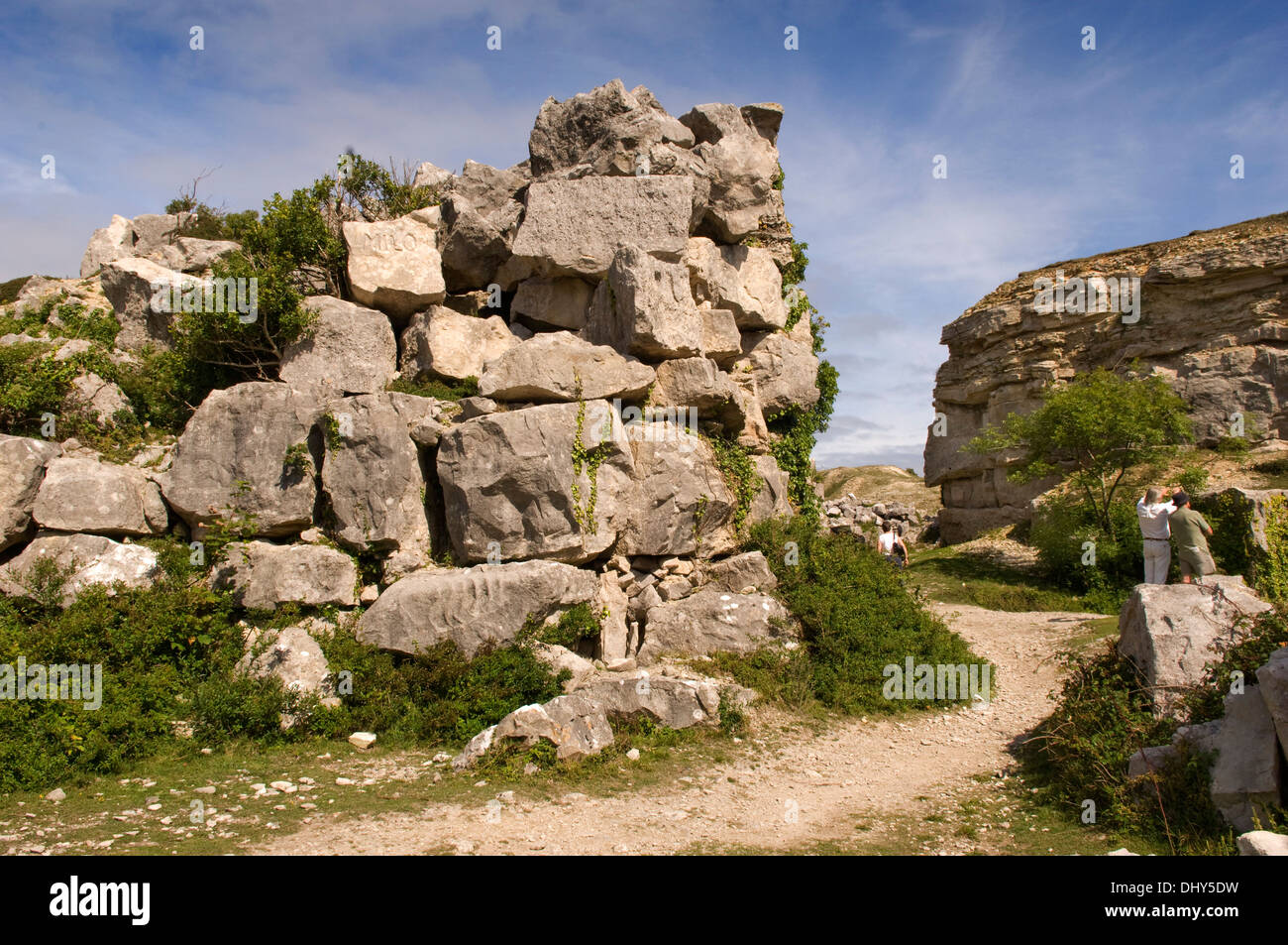 Portland stone quarries hi-res stock photography and images - Alamy