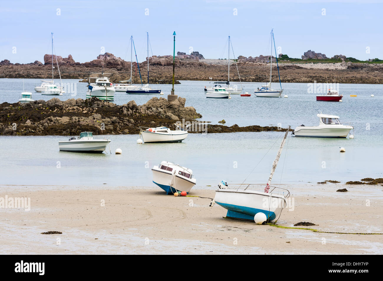 France bretagne boat low tide sea ocean atlantic hi-res stock ...