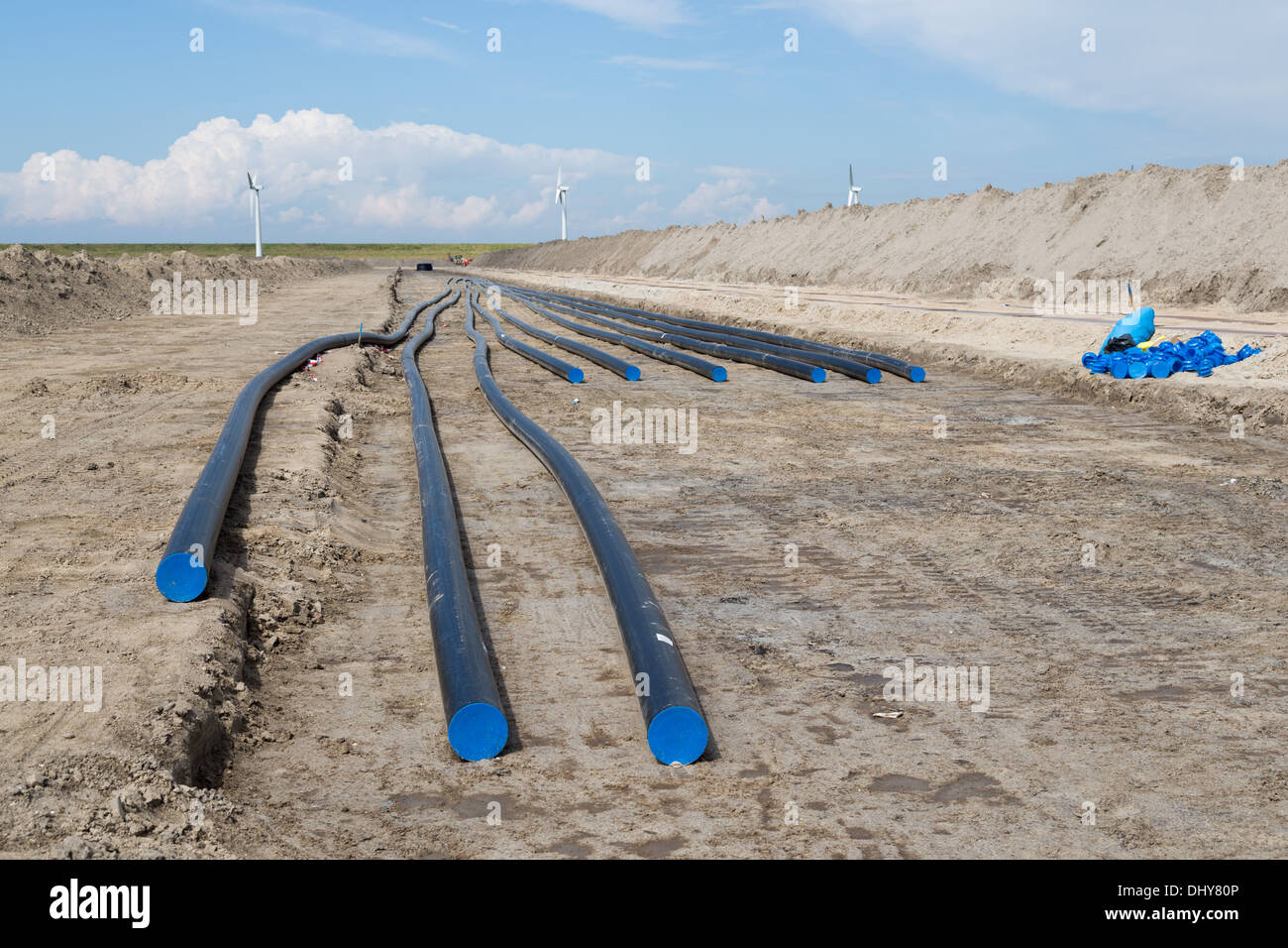 Cable trench hi-res stock photography and images - Alamy