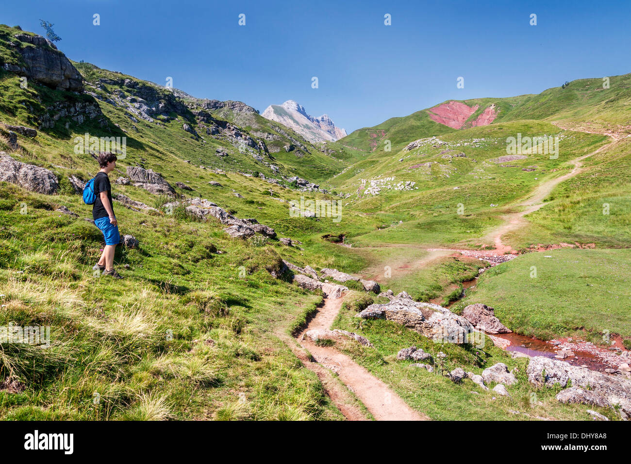 Pyrenees hiking hi-res stock photography and images - Alamy