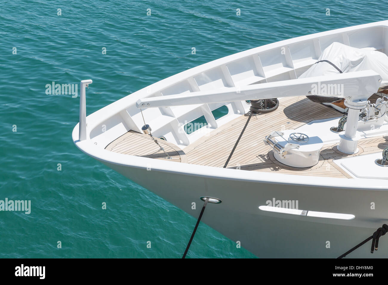 Bow yacht anchor view hi-res stock photography and images - Alamy
