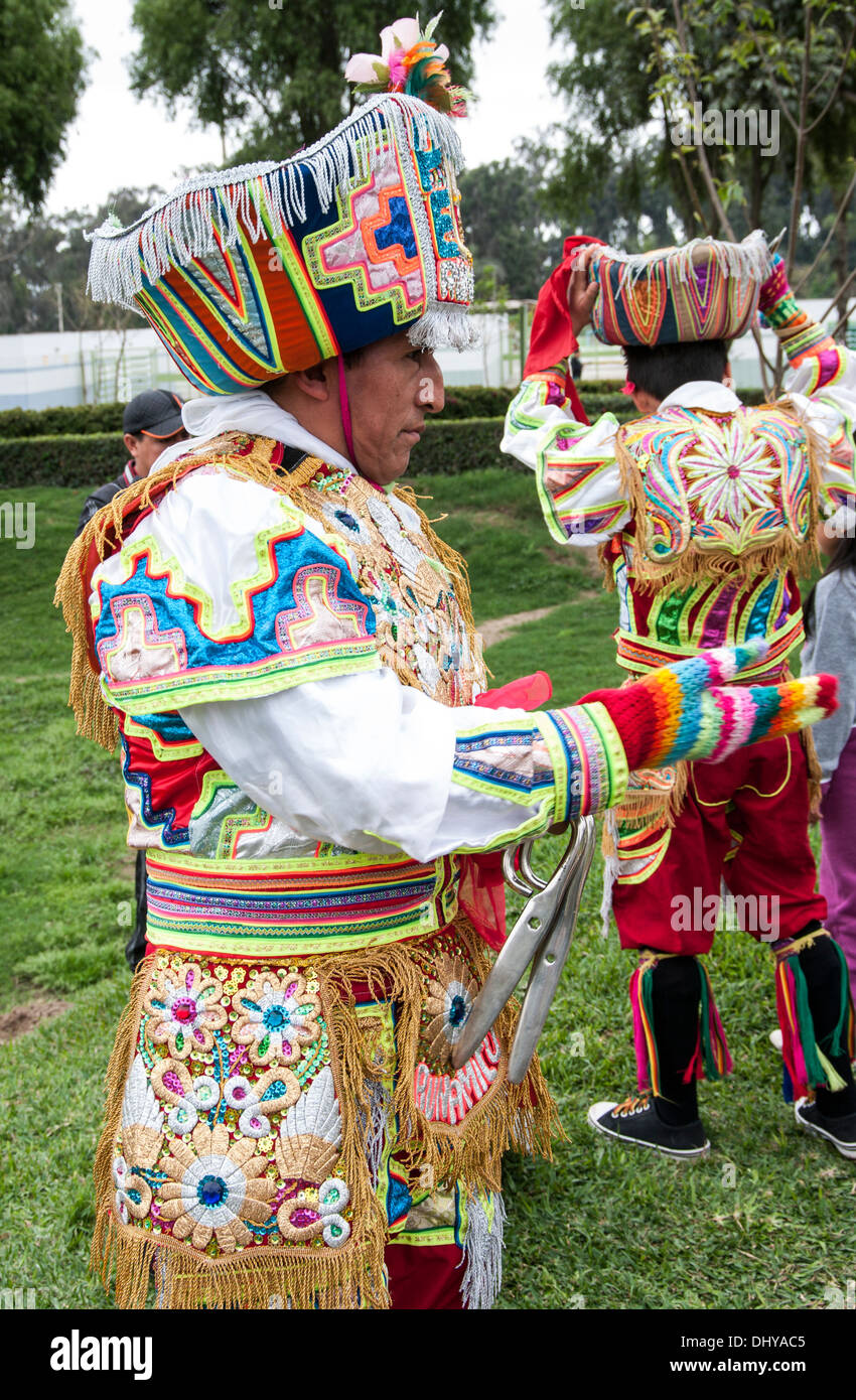 Scissors dancers (Danzantes de Tijeras ). Intangible cultural heritage ...