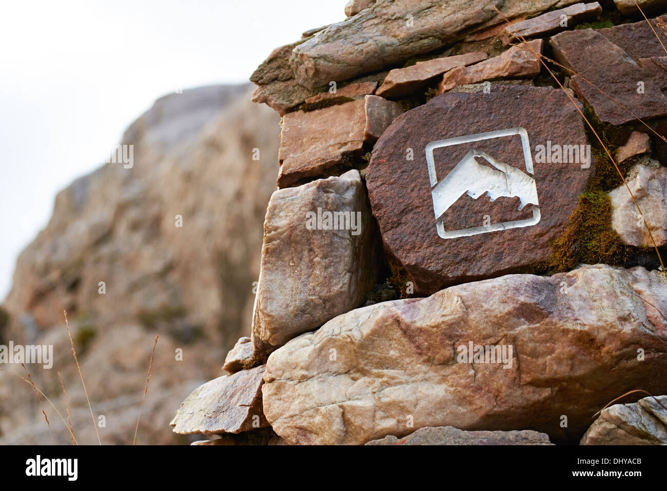 A mountain path marker, Sign in the Scottish Highlands, UK Stock Photo ...