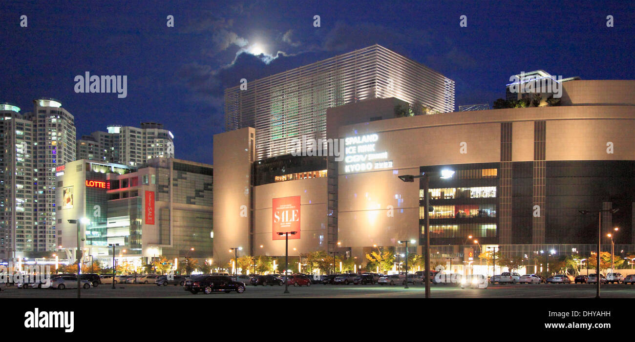 South Korea, Busan, Centum City, Lotte, Shinsegae, Department stores Stock Photo - Alamy