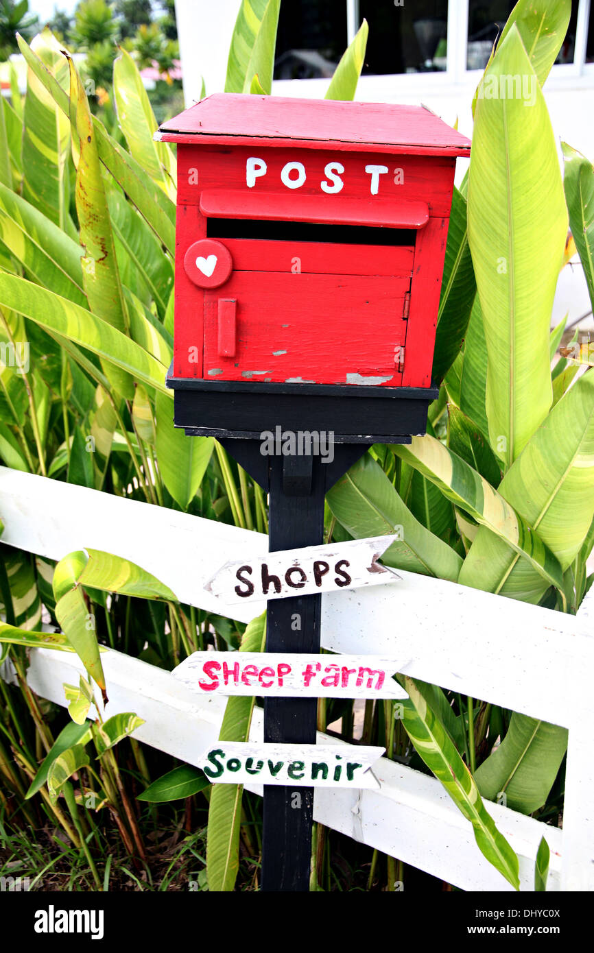 Letter house hi-res stock photography and images - Alamy
