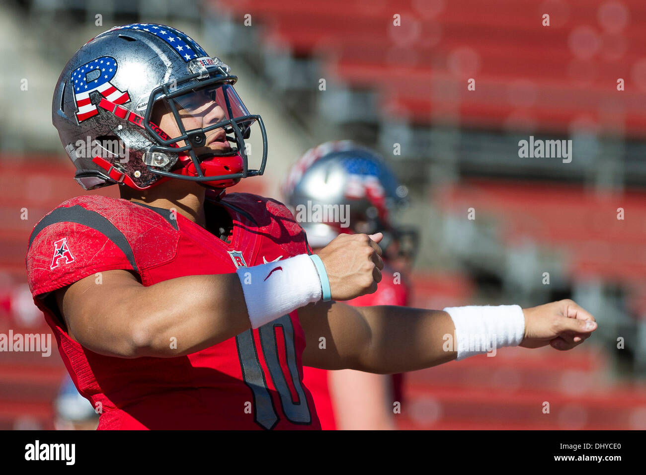 Rutgers scarlet knights quarterback gary nova 10 hi-res stock ...