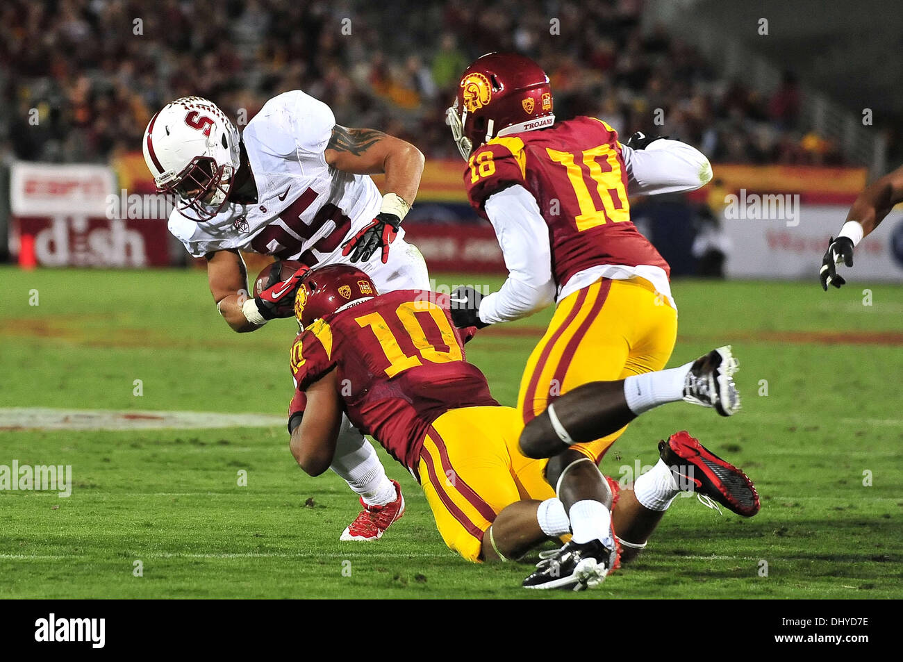 Los Angeles, CA, USA. 16th Nov, 2013. Stanford Cardinal running back ...