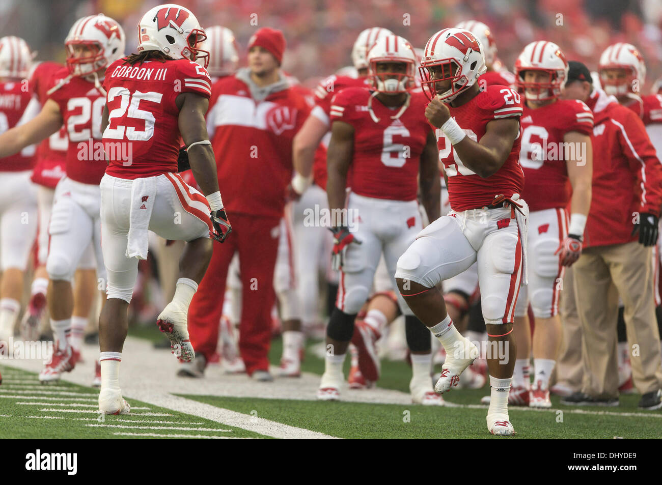 Wisconsin badgers running back melvin gordon 25 hi-res stock ...