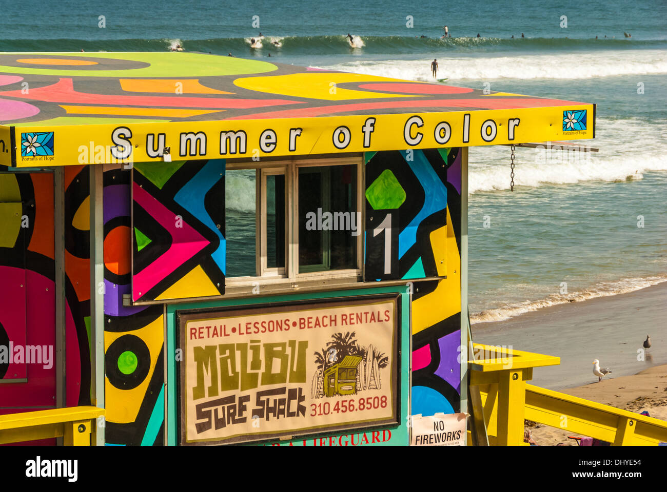 Malibu beach hi-res stock photography and images - Alamy