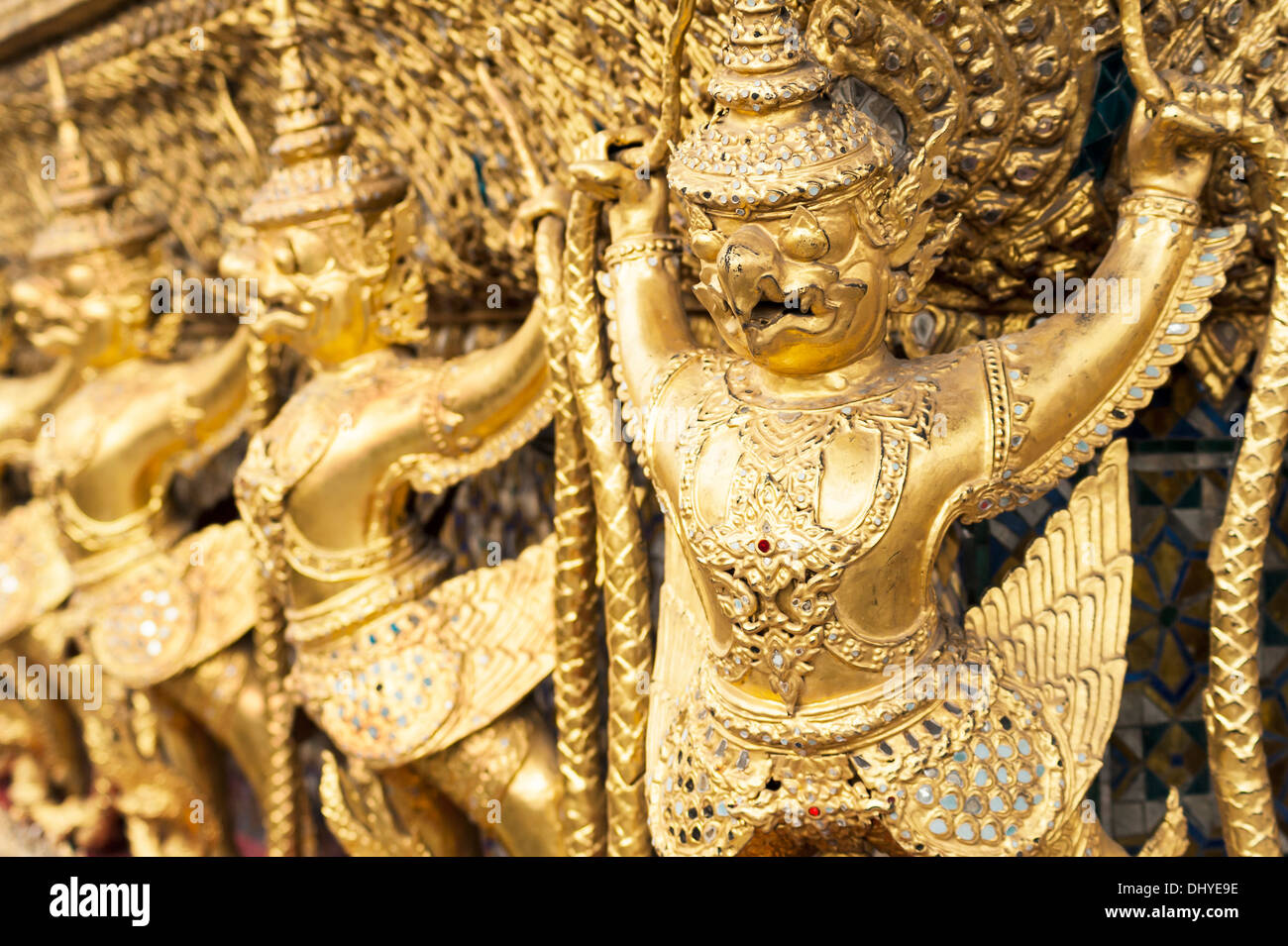 Garuda mythology hi-res stock photography and images - Alamy