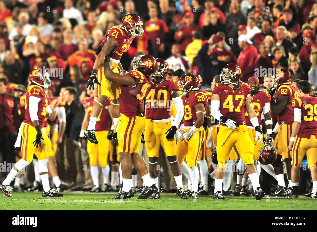Los Angeles, CA, USA. 16th Nov, 2013. USC Trojans safety Su'a Cravens ...