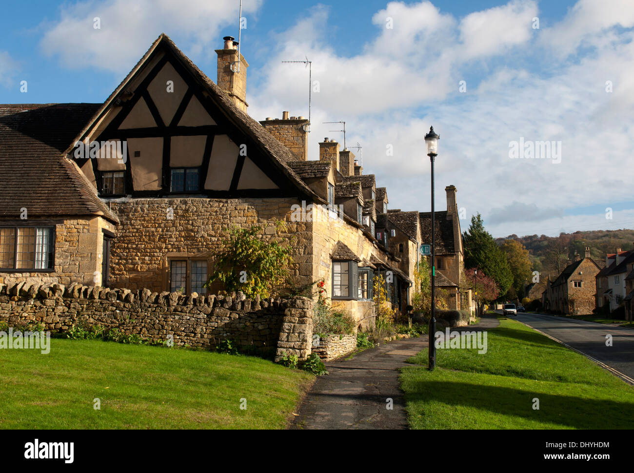 High Street, Broadway, Worcestershire, England, UK Stock Photo - Alamy