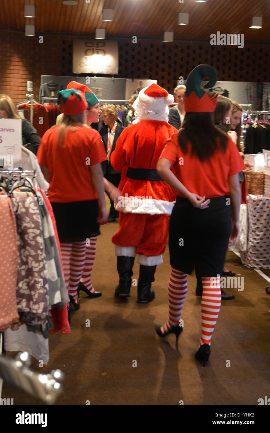 Santa with elves hi-res stock photography and images - Alamy