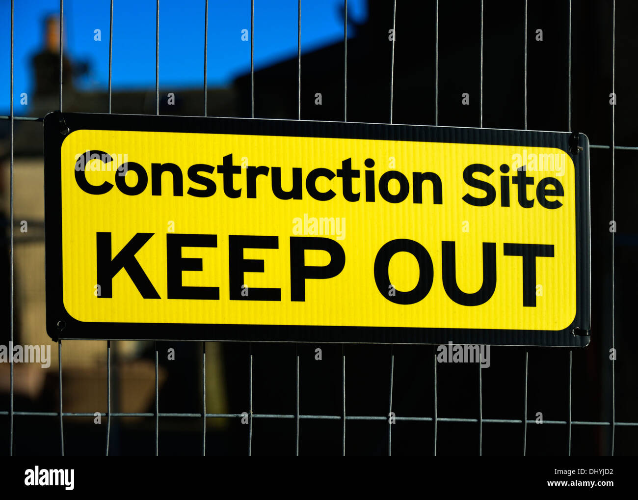 'Construction Site KEEP OUT', warning sign. Milnthorpe, Cumbria ...
