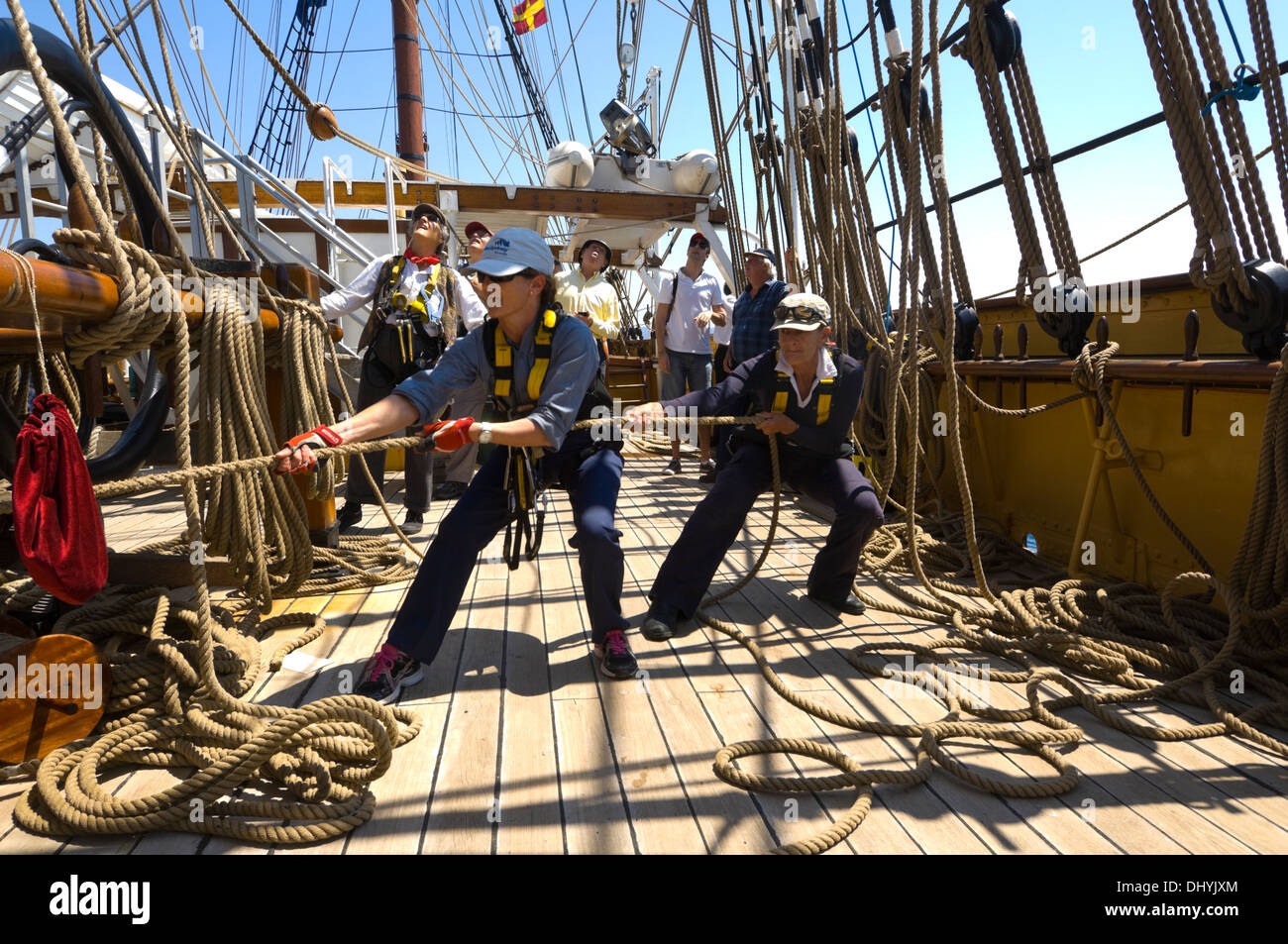 James craig sailing ship hi-res stock photography and images - Alamy