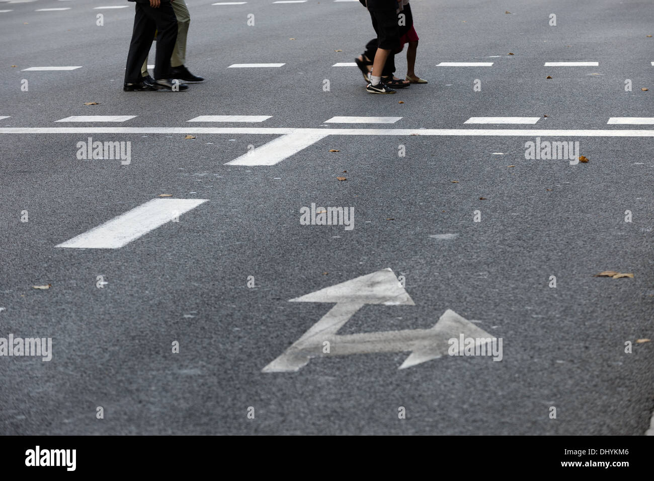 Traffic arrows hi-res stock photography and images - Alamy