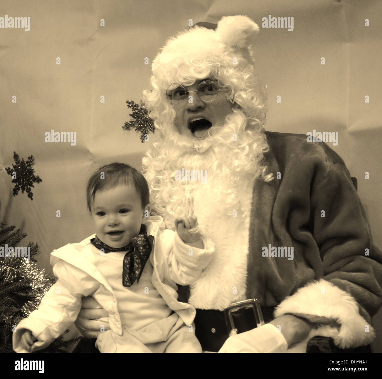 Santas beard hi-res stock photography and images - Alamy