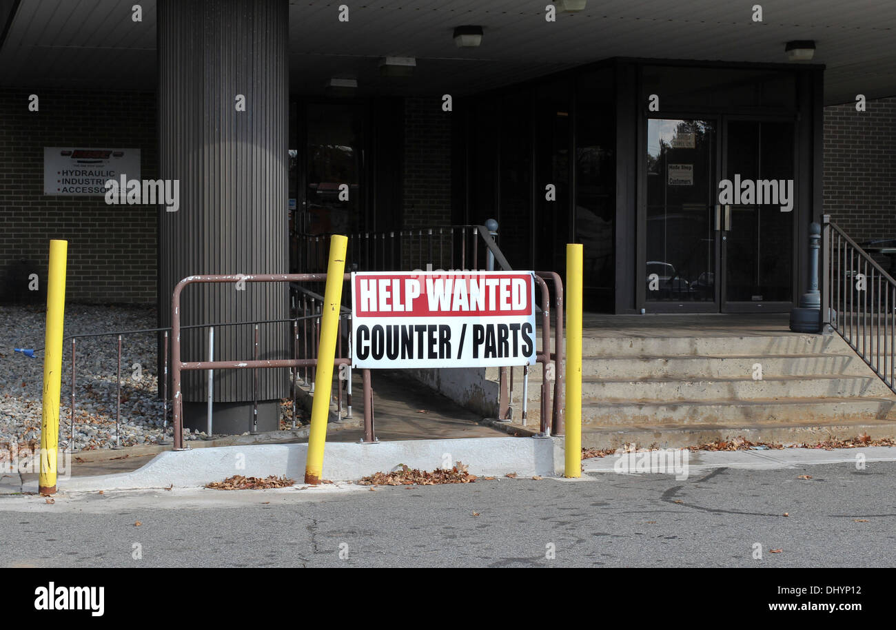 In store help hi-res stock photography and images - Alamy