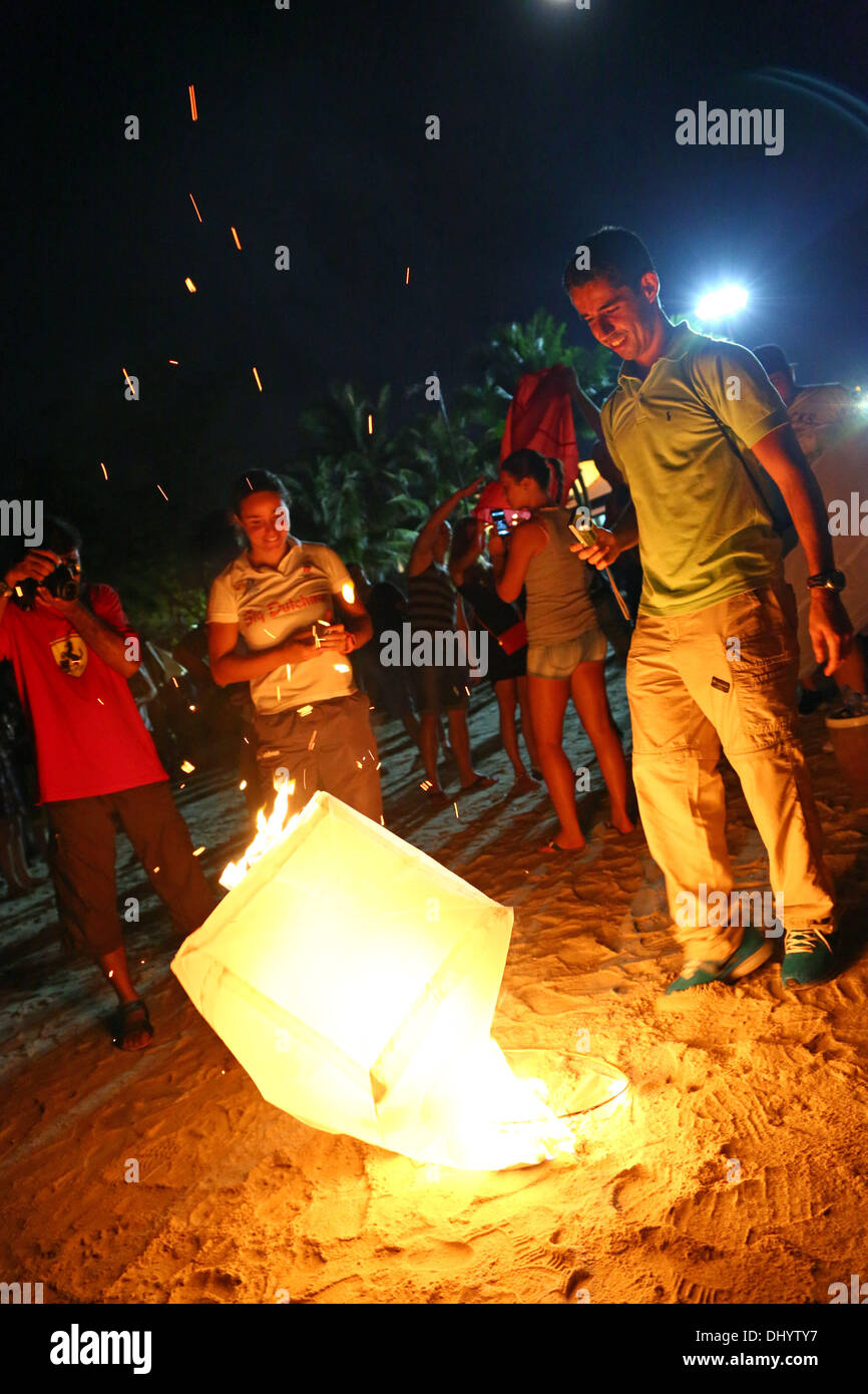 Thailand loy krathong phuket hi-res stock photography and images - Alamy