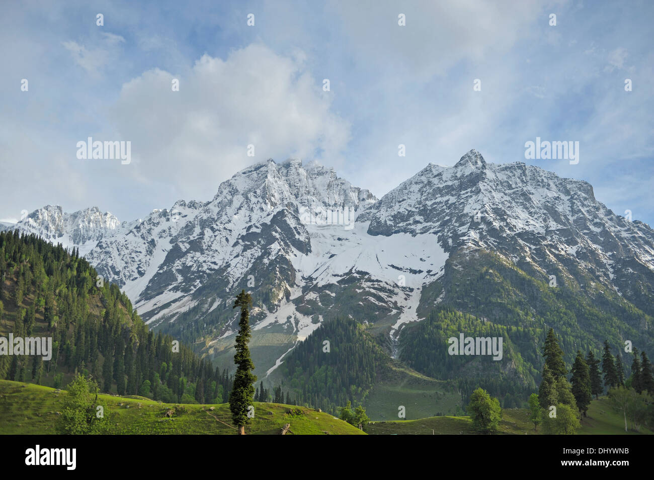 Pir panjal mountain range hi-res stock photography and images - Alamy