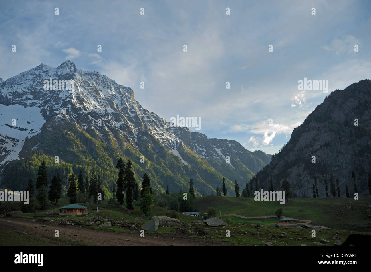 Snow covered peaks of the Pir Panjal mountain range in Kashmir Stock ...