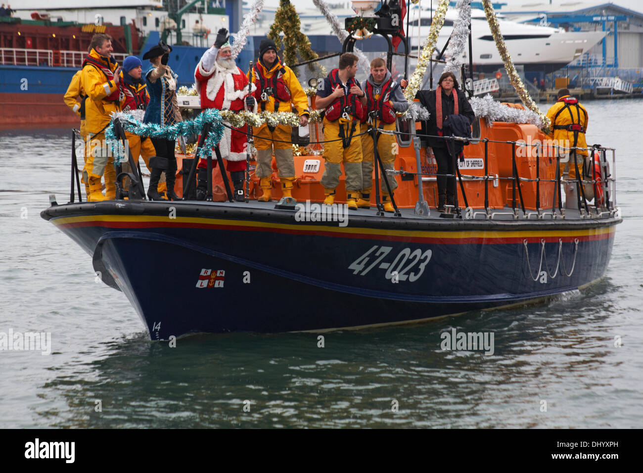 Father christmas on rnli lifeboat hi-res stock photography and images ...