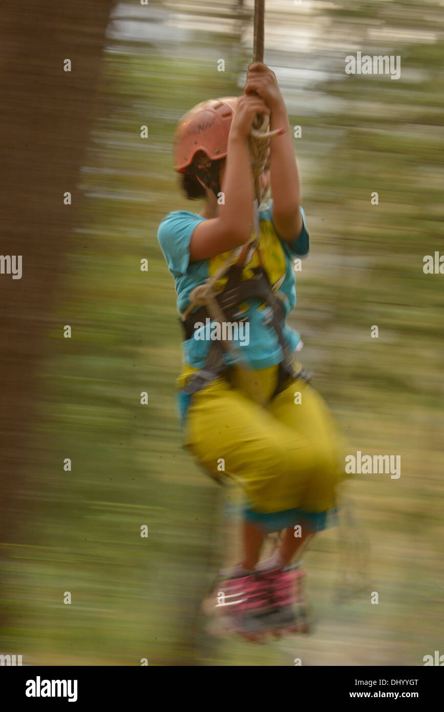 Kids rope adventure hi-res stock photography and images - Alamy