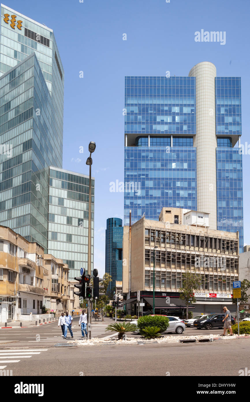 glass office towers in downtown Tel Aviv, Israel Stock Photo - Alamy
