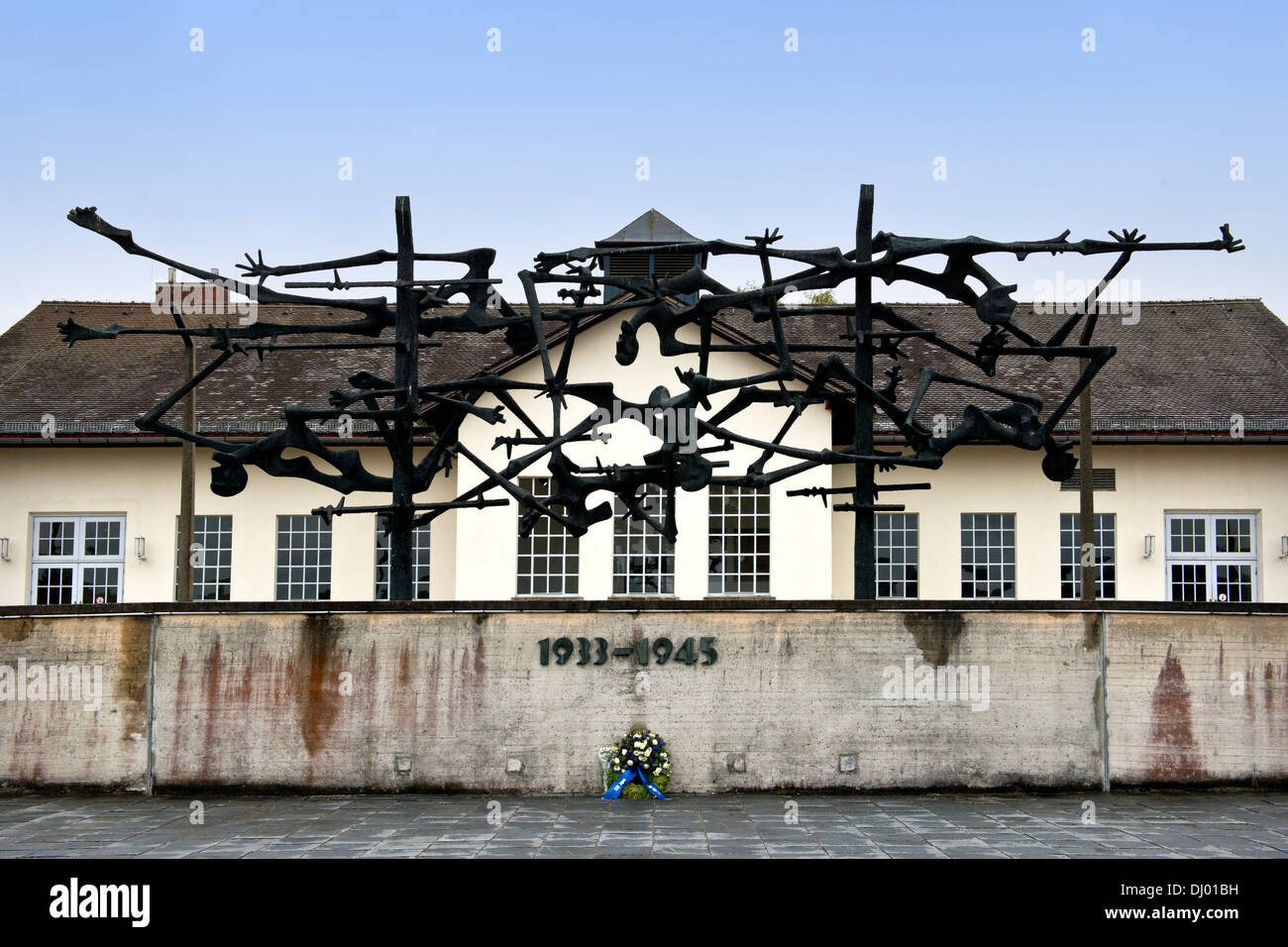 Dachau concentration camp memorial sculpture hi-res stock photography ...