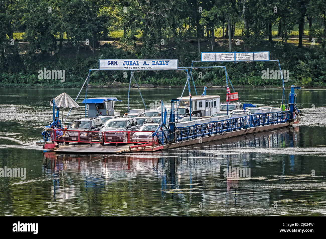 Double ended ferry hi-res stock photography and images - Alamy