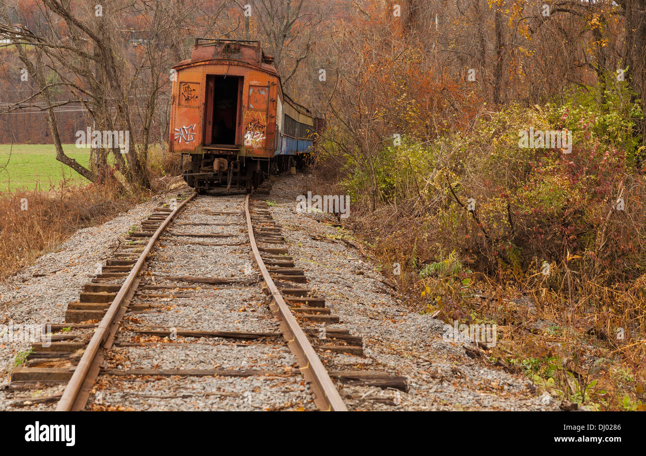 Dirty old train hi-res stock photography and images - Alamy
